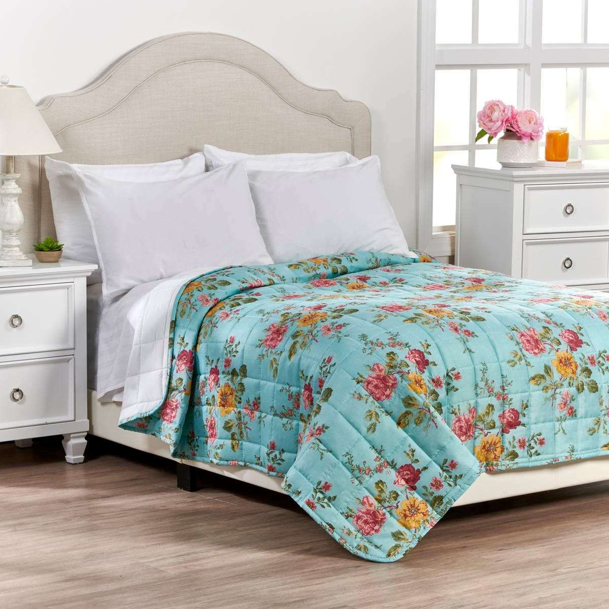 Click here for Ashley Cooper(tm) Olivia Quilt prices
