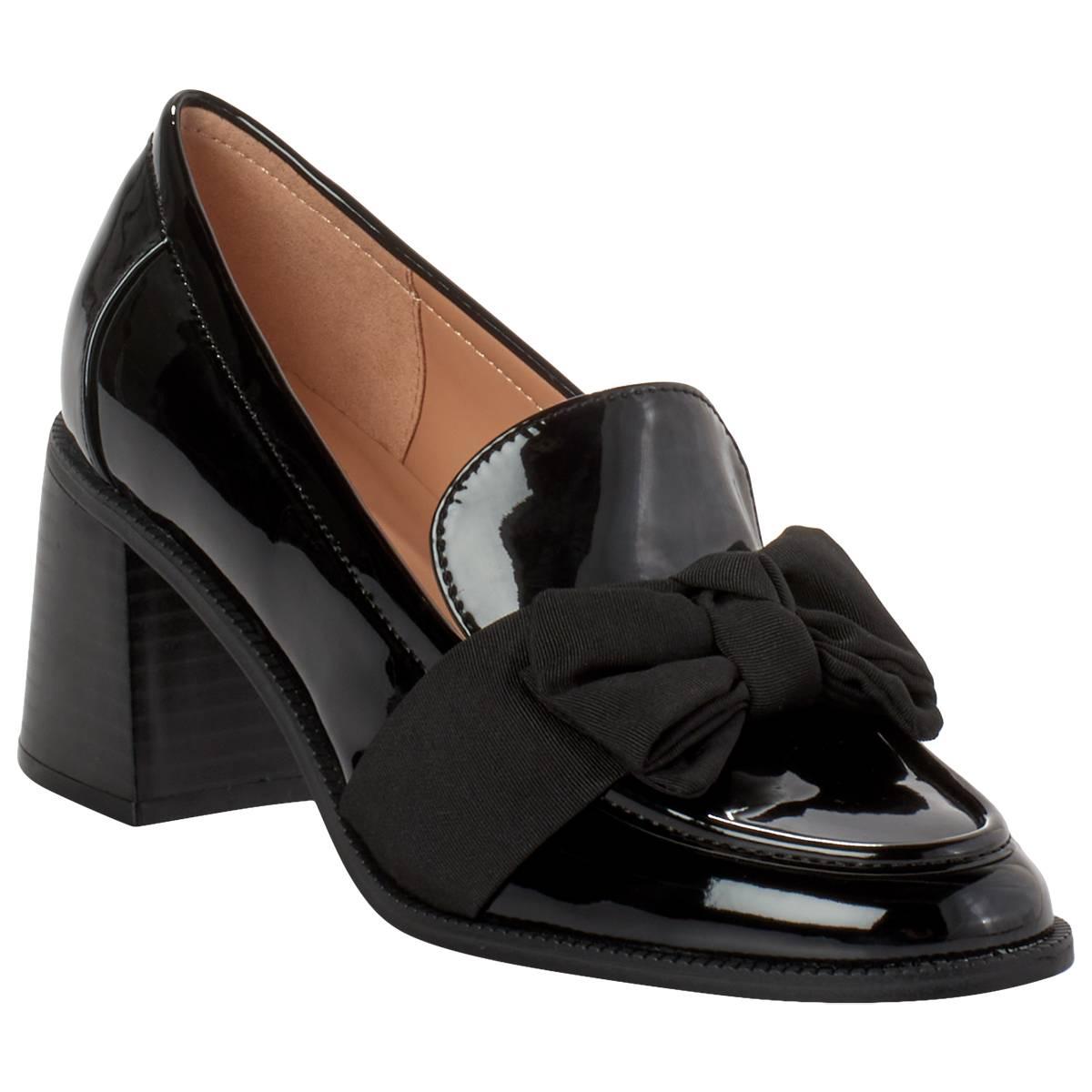 Click here for Womens Bandolino Korrar Dress Pumps prices