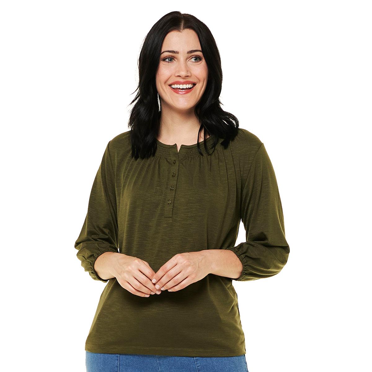 Click here for Petite Hasting & Smith 3/4 Sleeve Solid Peasant Bl... prices