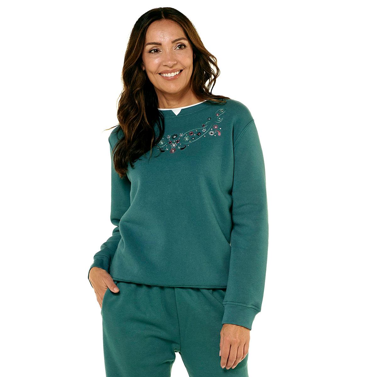Click here for Womens Hasting & Smith Aster Paisley Sweatshirt prices