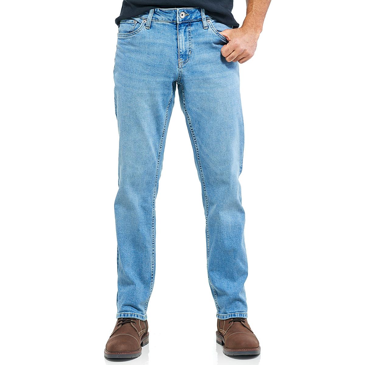 Click here for Mens Chaps Regular Fit Jeans prices