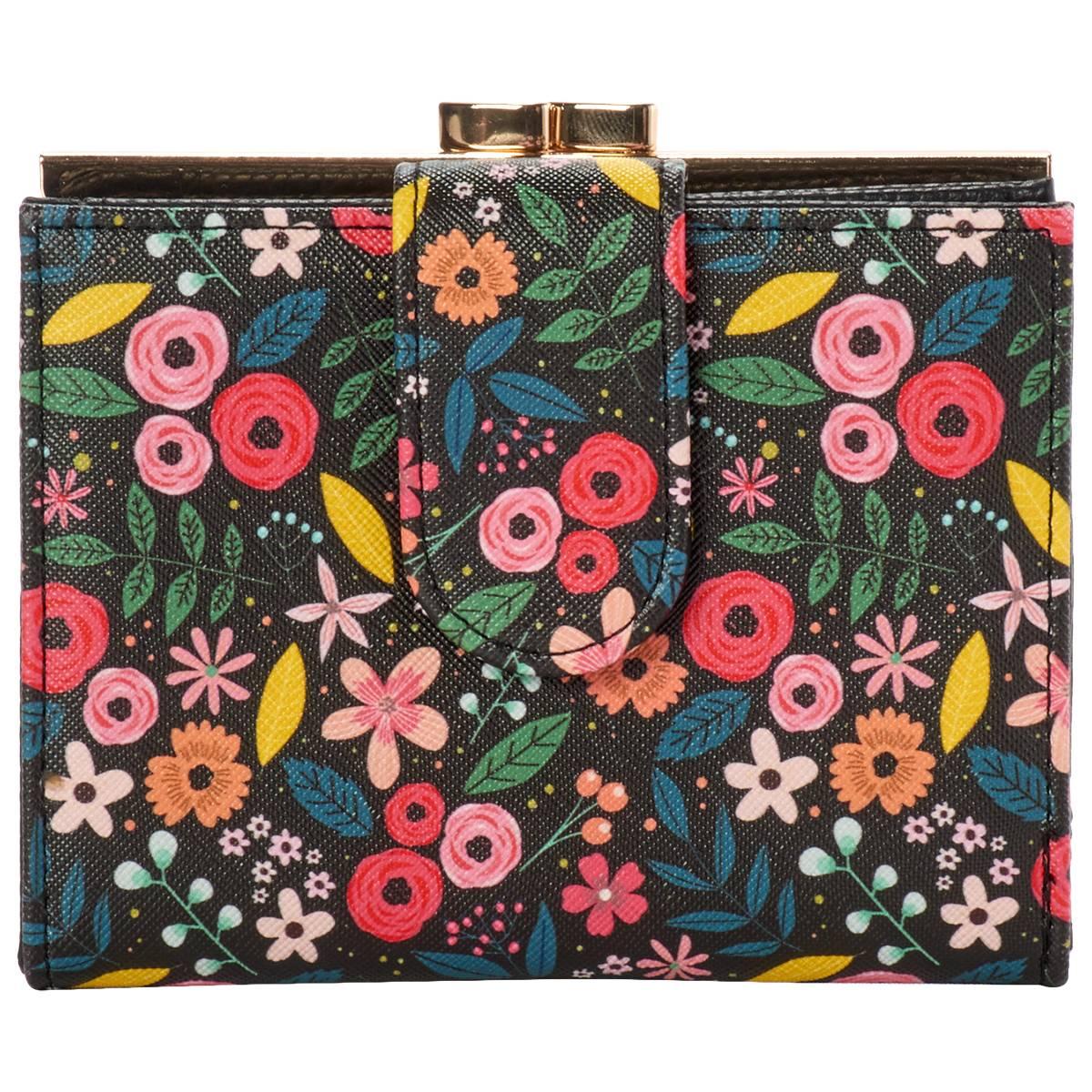 Click here for Womens Buxton Lexington Wallet prices