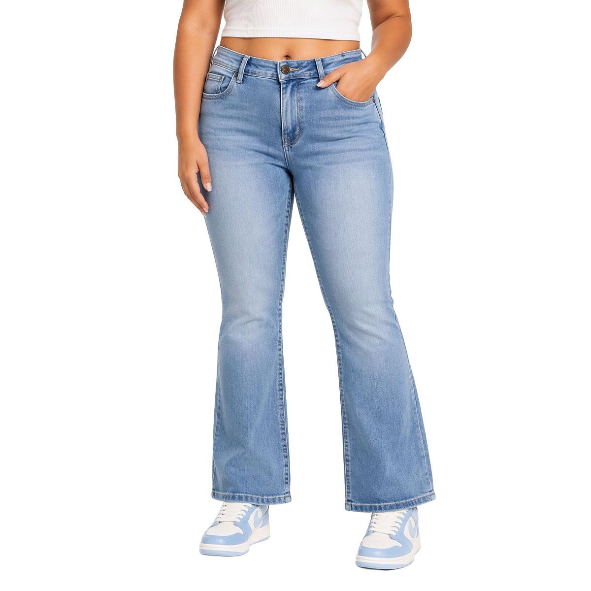 Click here for Juniors Plus Gogo Rhinestone Horseshoe Back Pocket... prices