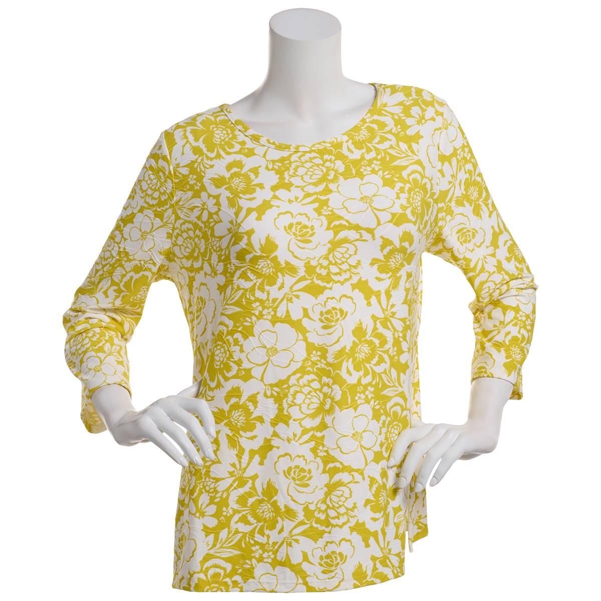 Click here for Petite Emily Daniels 3/4 Sleeve Floral Jacquard Te... prices