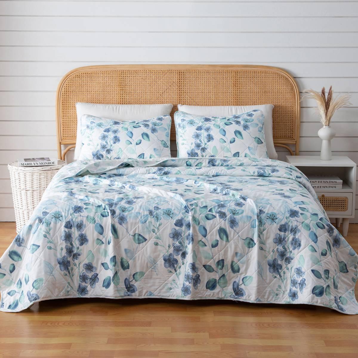 Click here for FreshFolds Miranda 3pc. Reversible Watercolor Leav... prices