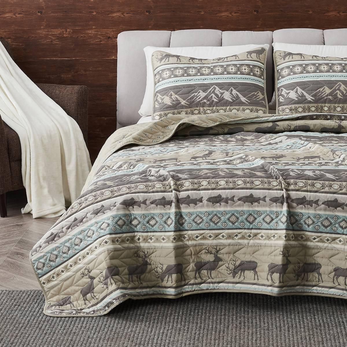 Click here for FreshFolds Yosemite 3pc. Reversible Wildlife Strip... prices