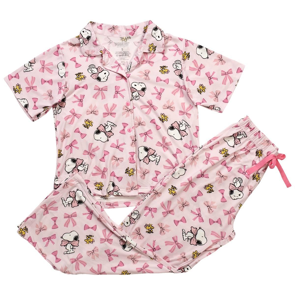 Click here for Juniors Peanuts(tm) Short Sleeve Snoopy & Woodstoc... prices