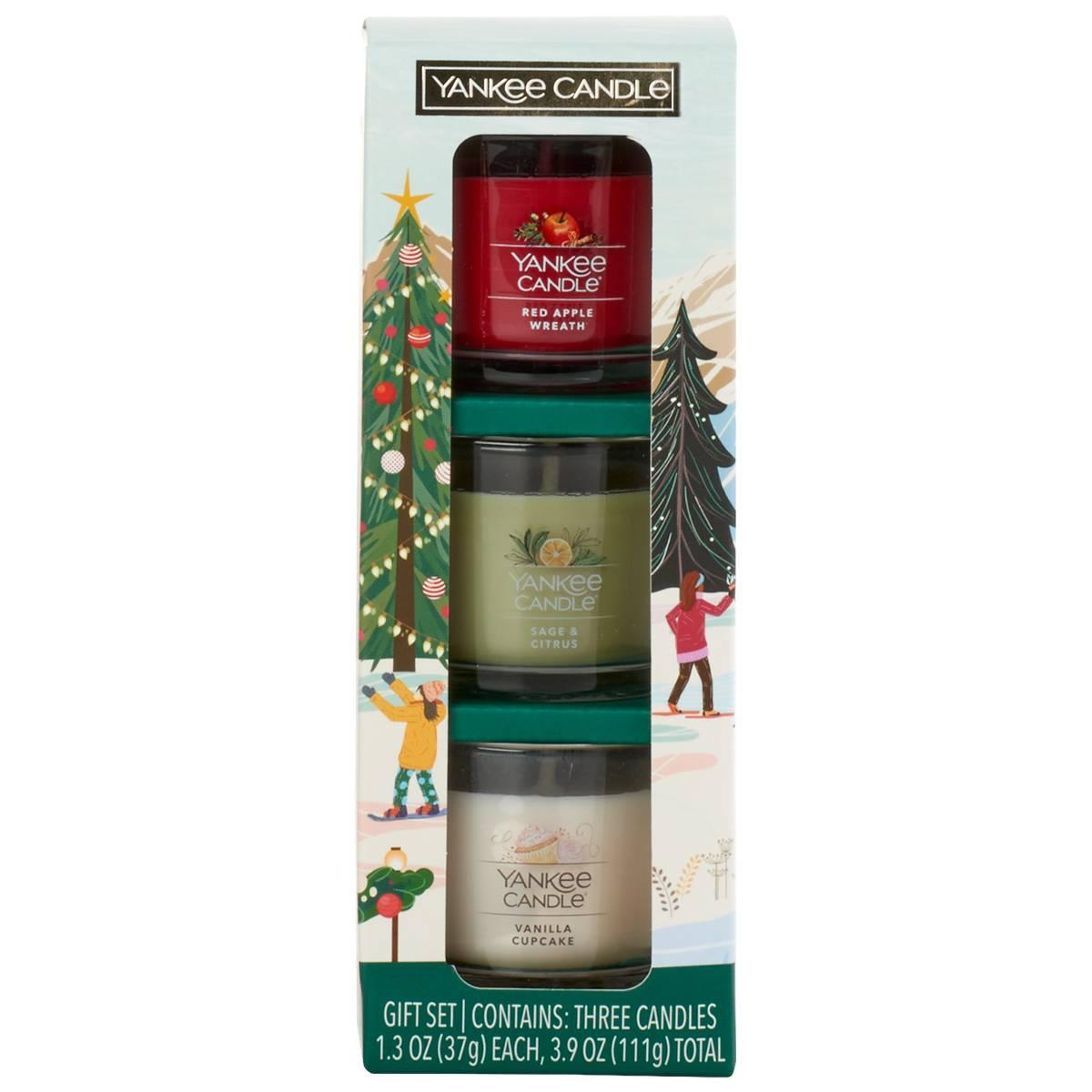 Click here for Yankee Candle(R) 3pk. Holiday Party Candle Set prices