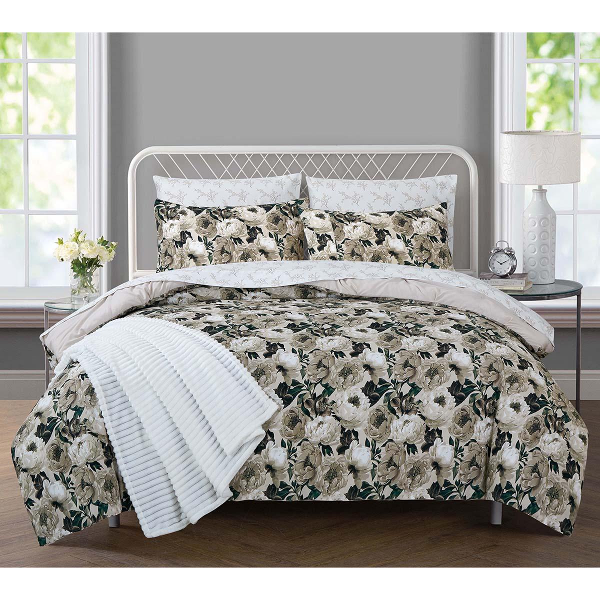 Click here for Olivia Parker(R) Elanore 8pc. Comforter Set prices