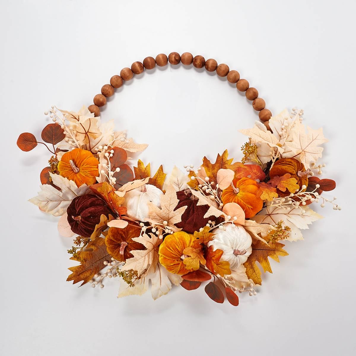 Click here for Velvet Pumpkin Beaded Wreath prices