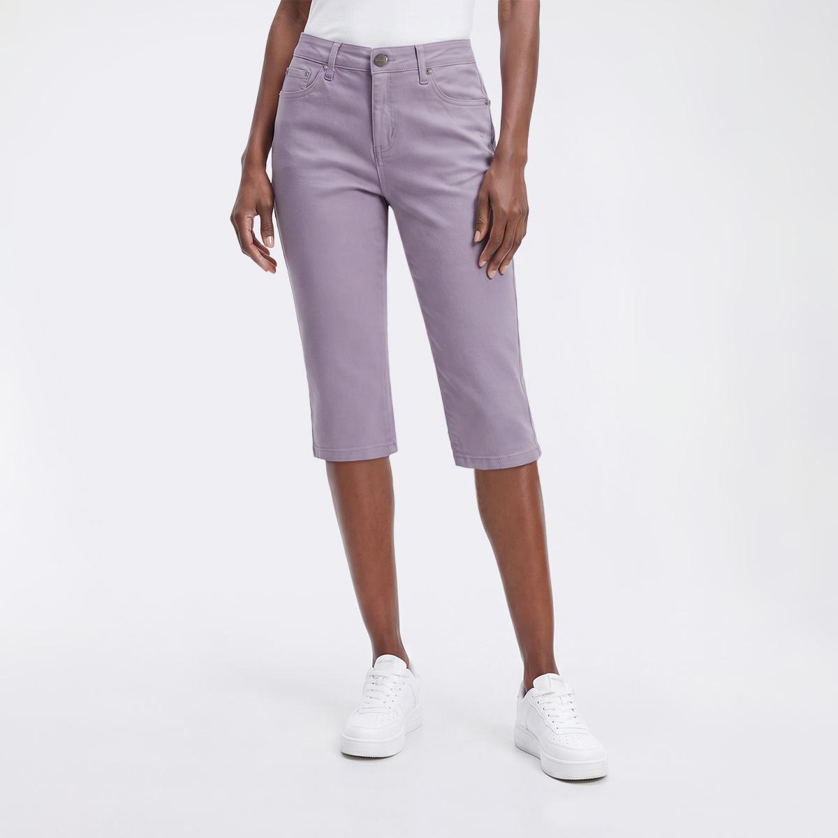 Click here for Womens Tailormade 5 Pocket 14in. Capris prices