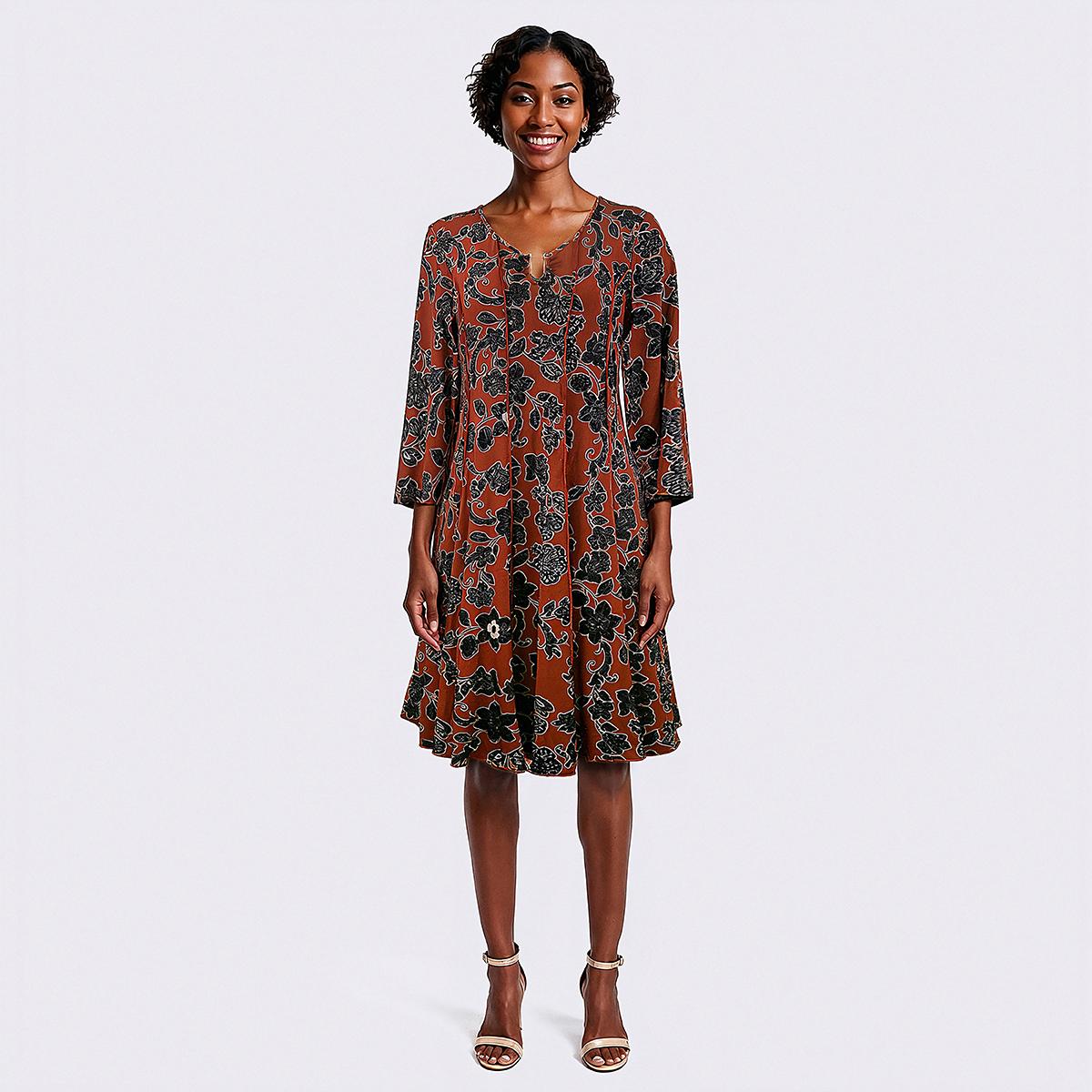 Click here for Womens Sami & Jo 3/4 Sleeve Floral A-Line Dress prices