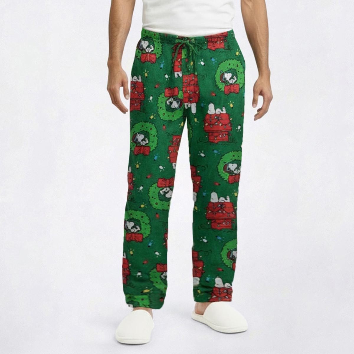 Click here for Mens Peanuts(tm) Snoopy Christmas Silky Fleece Paj... prices