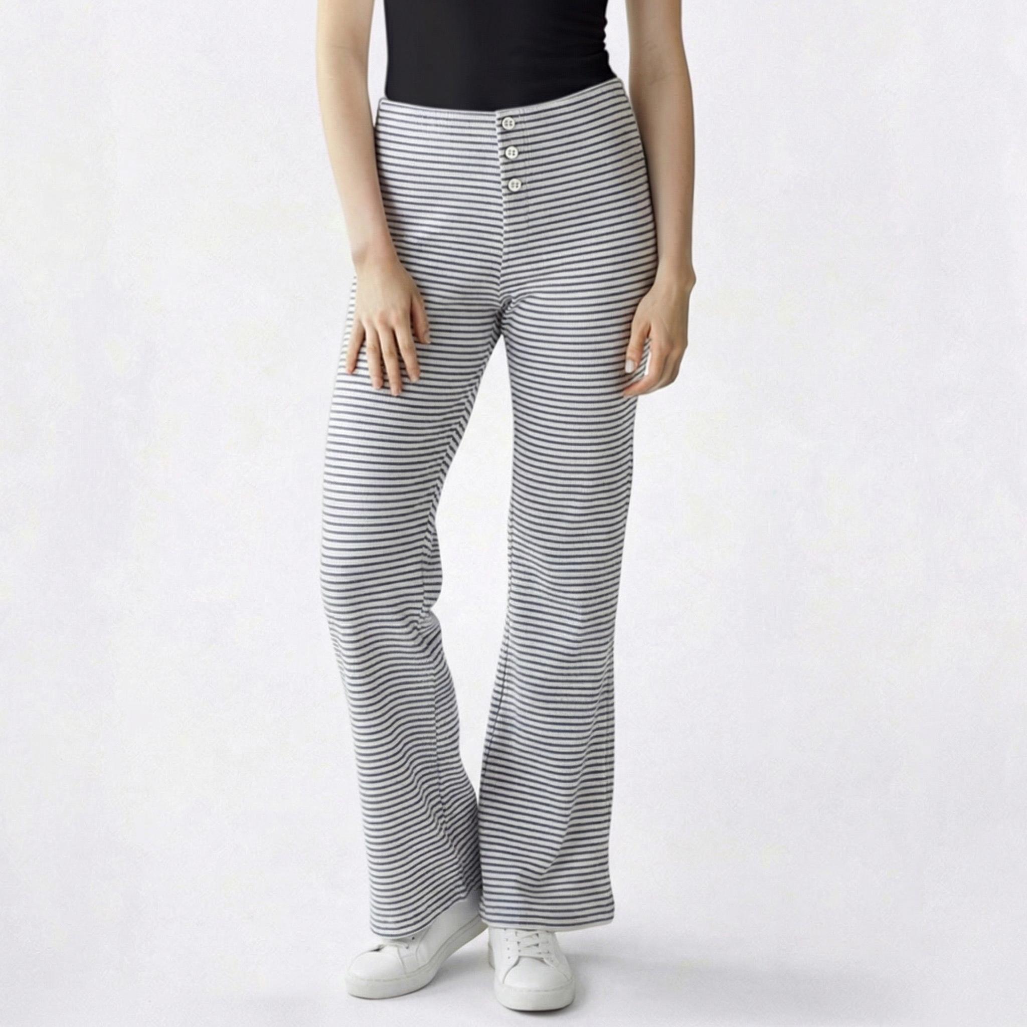 Click here for Juniors Pink Rose Soft Thermal Flare Pants with Bu... prices