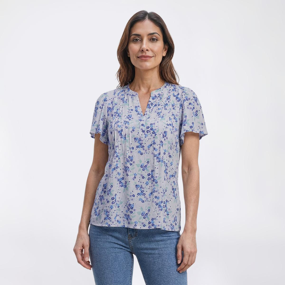 Click here for Plus Size Napa Valley Short Sleeve Ditsy Floral Cl... prices