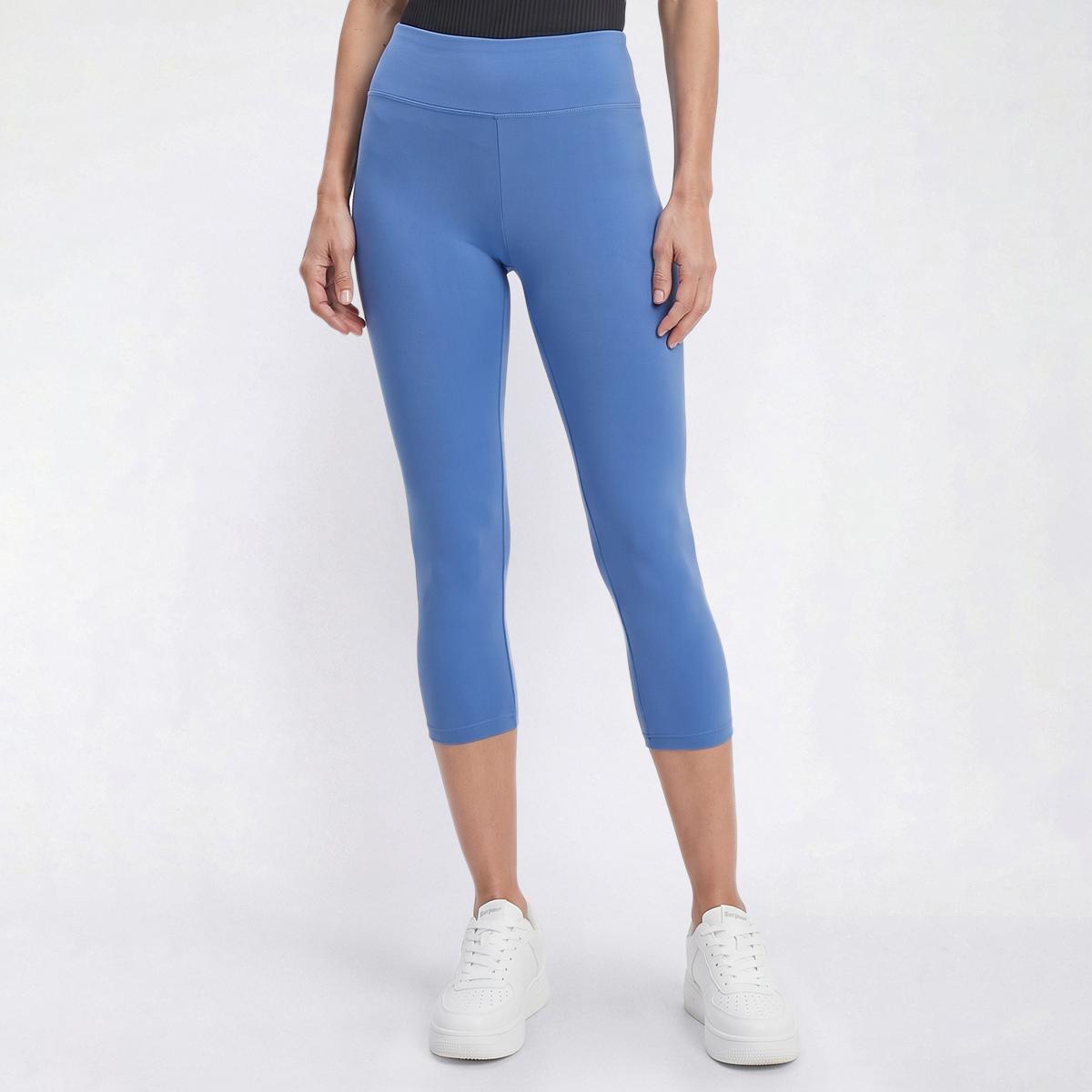 Click here for Womens Runway Ready Butter Capris Leggings prices