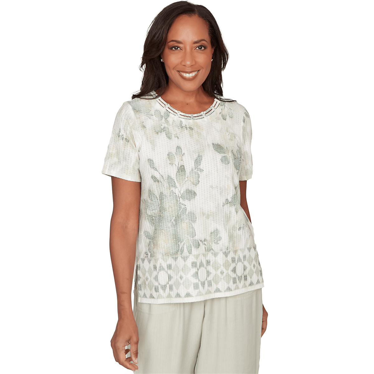 Click here for Petite Alfred Dunner Vintage Charm Short Sleeve Fl... prices