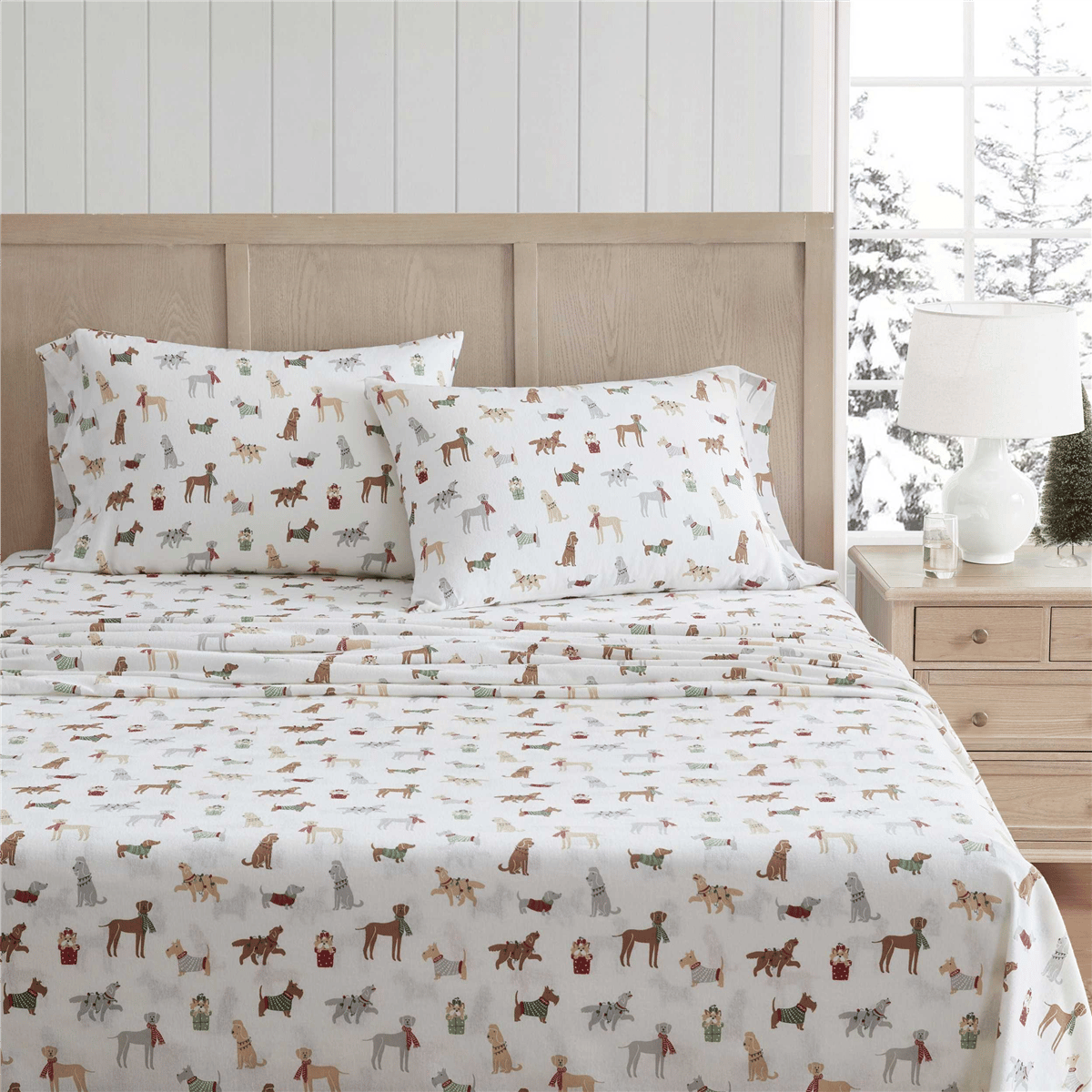 Click here for Martha Stewart Holiday Pups Sheet Set prices