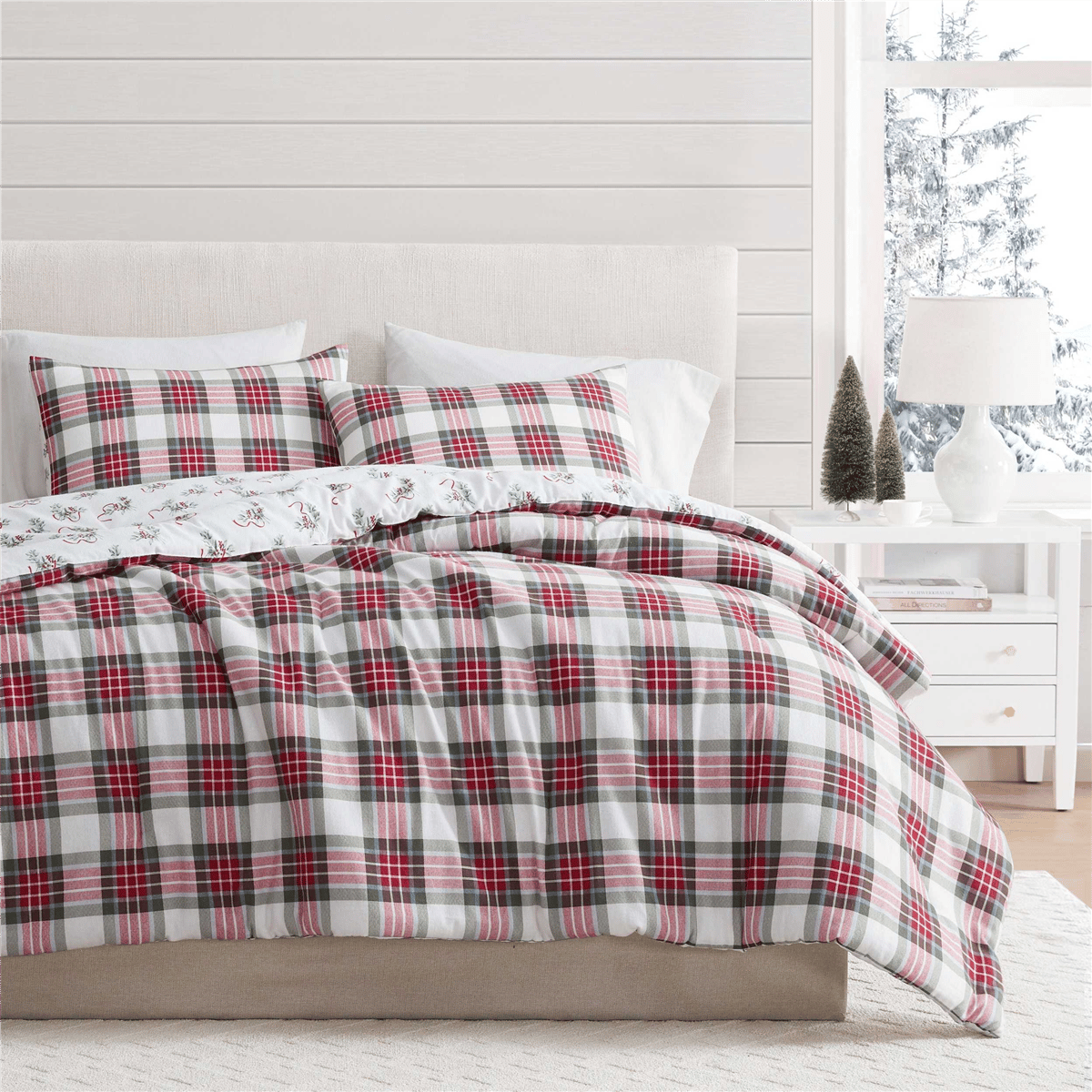 Click here for Martha Stewart Yuletide Spruce Plaid Comforter Set prices