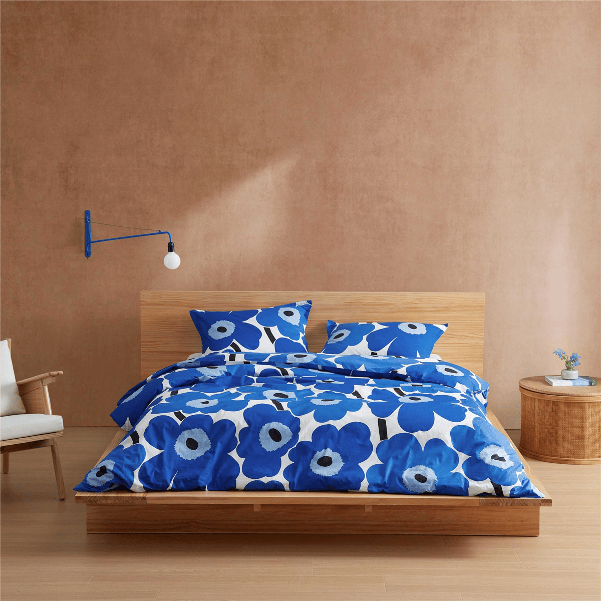 Click here for Marimekko Unikko Duvet Cover Set prices