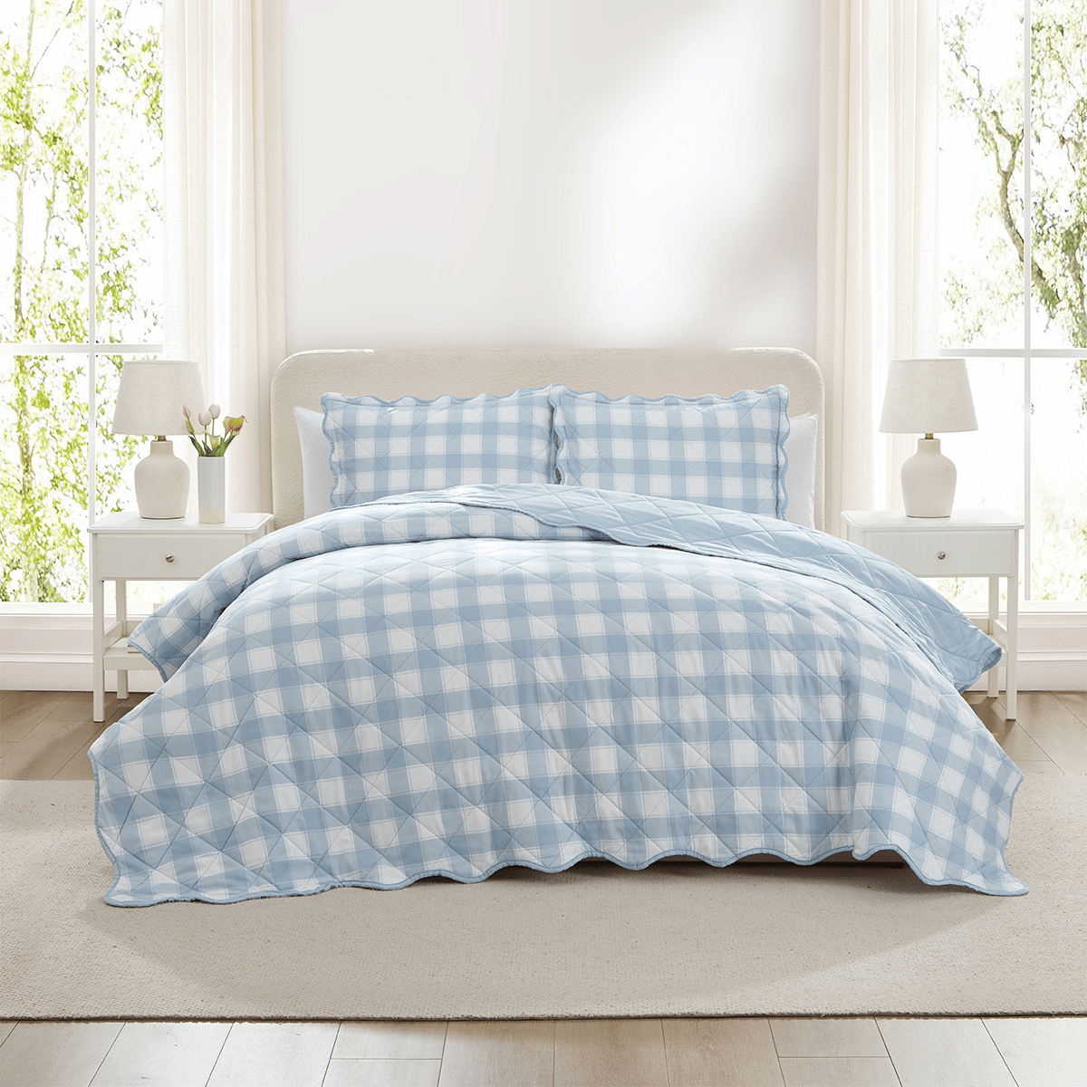 Click here for Hallmark Checkered Bliss 3pc. Scalloped Quilt Set prices