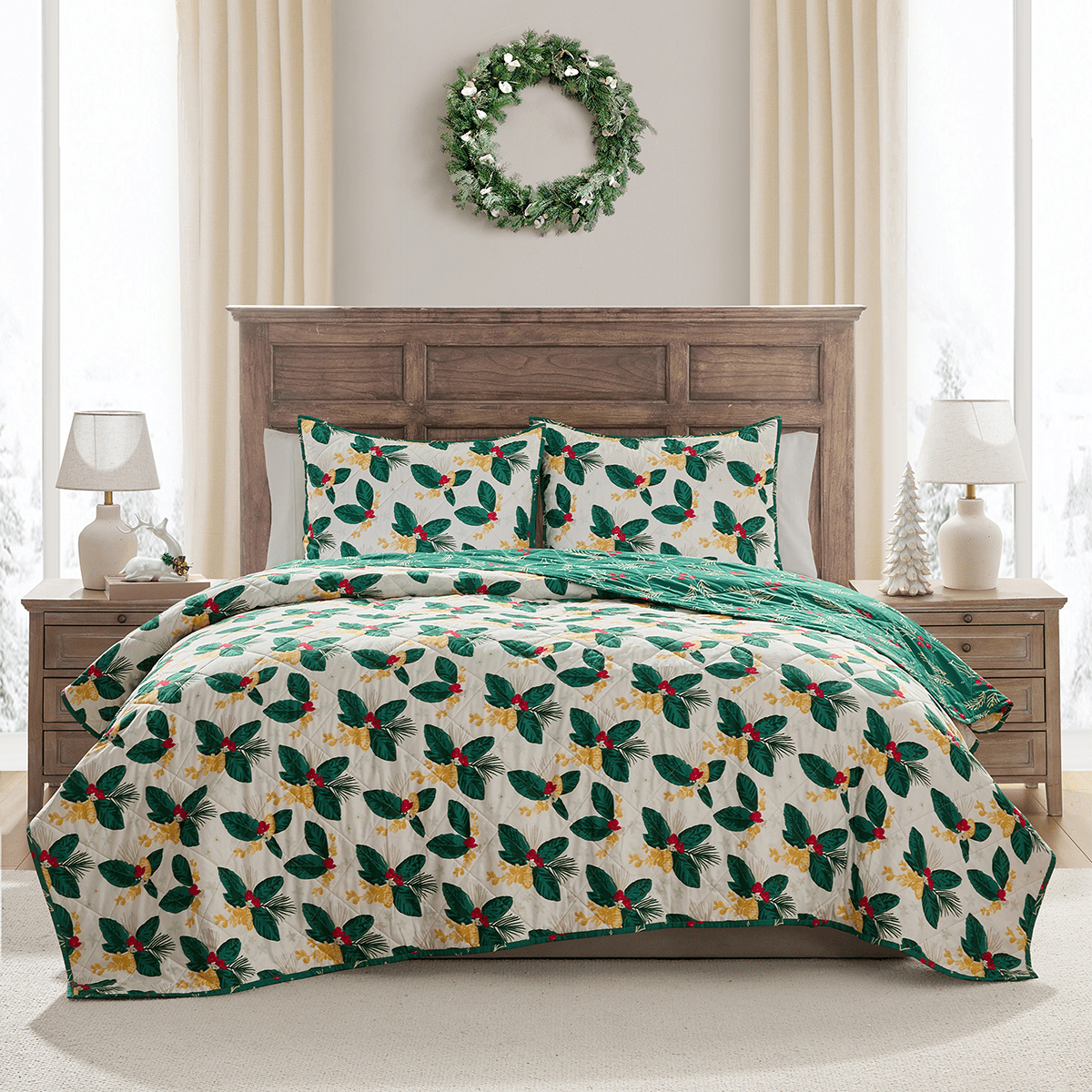 Click here for Hallmark Green Poinsettia 3pc. Holiday Quilt Set prices