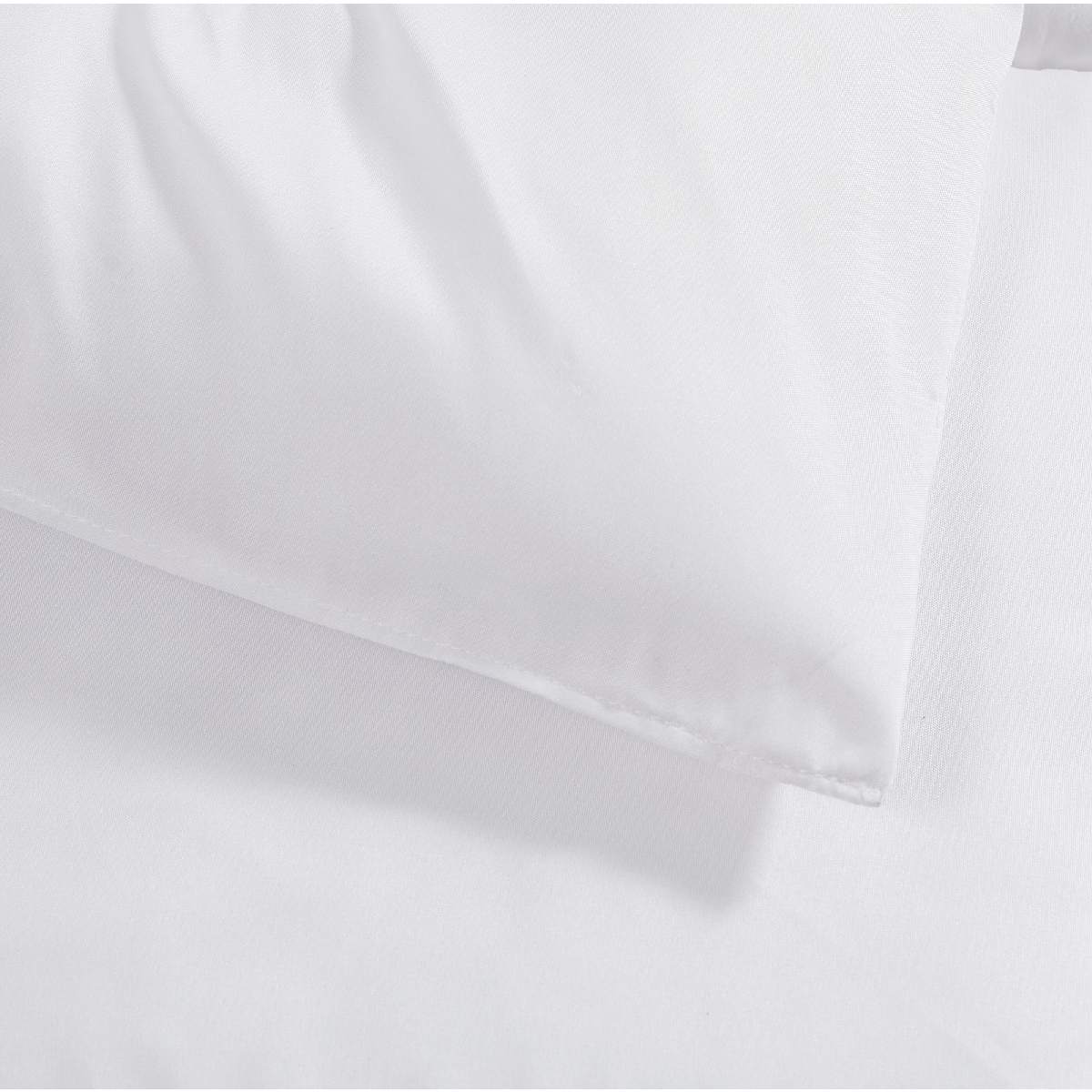 Click here for London Fog Ultra Soft Down Alternative Comforter prices