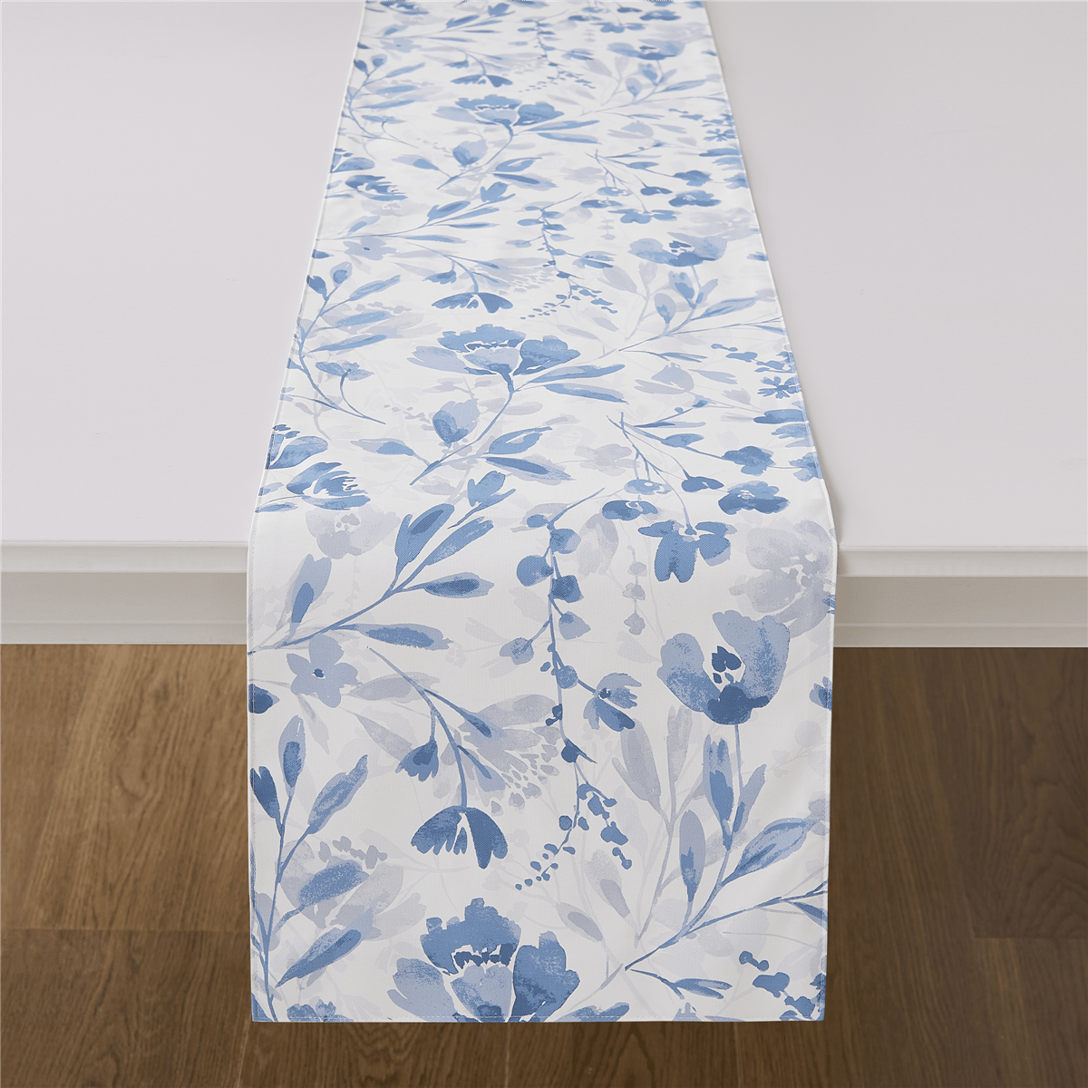 Click here for IZOD(R) Mystic Floral Rectangular Runner - 72in. prices