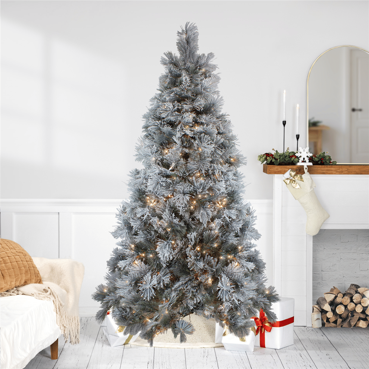 Click here for Northlight 7.5ft. Pre-Lit Full Black Spruce Christ... prices