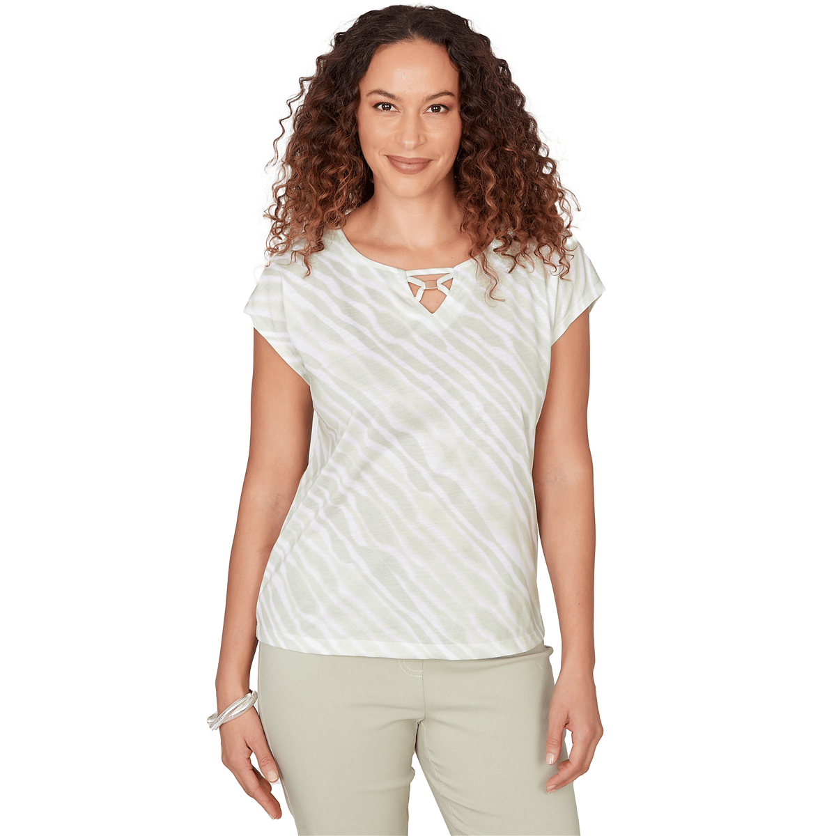 Click here for Womens Hearts of Palm Bloom Service Cap Sleeve Str... prices