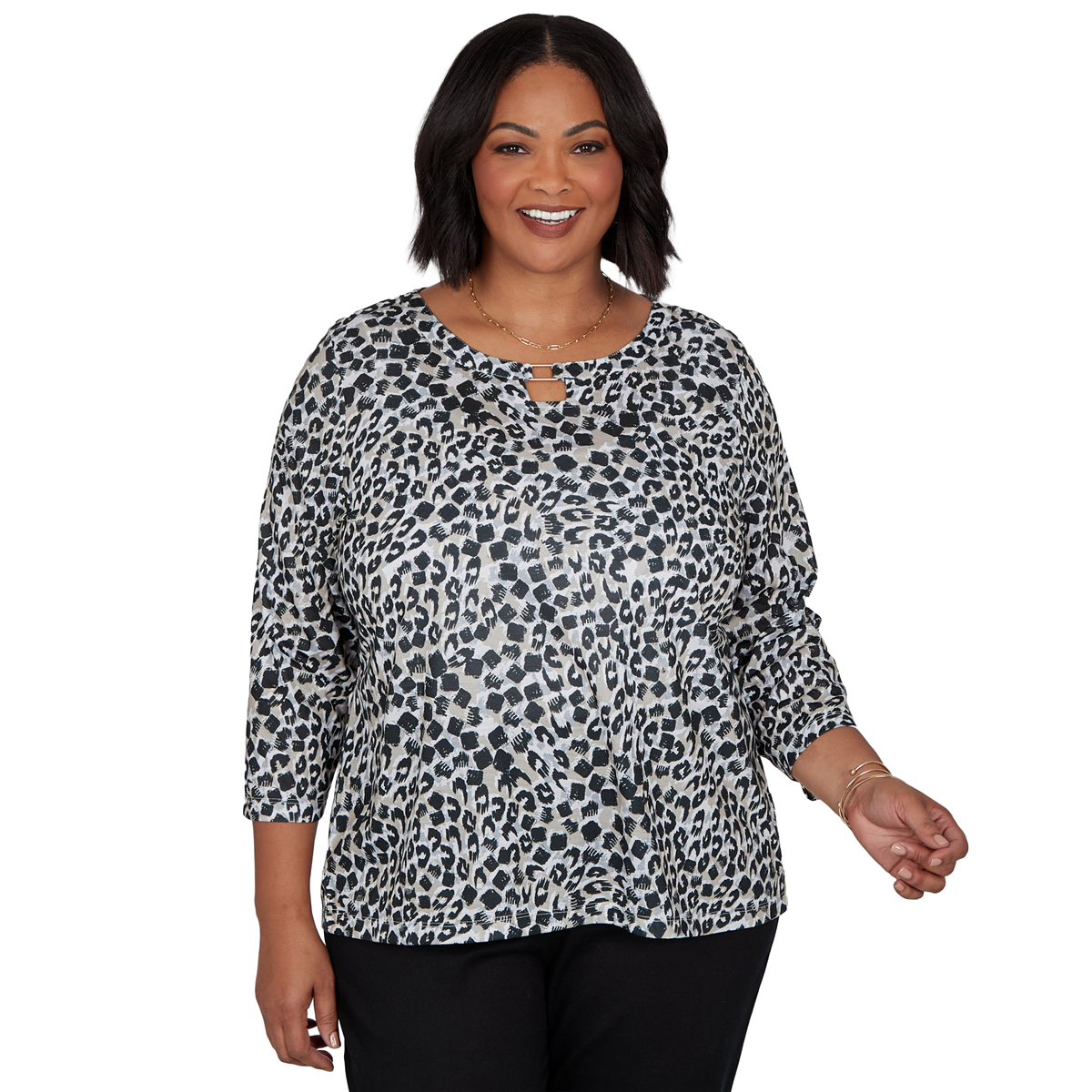 Click here for Plus Size Hearts of Palm Berry Fabulous Animal Squ... prices