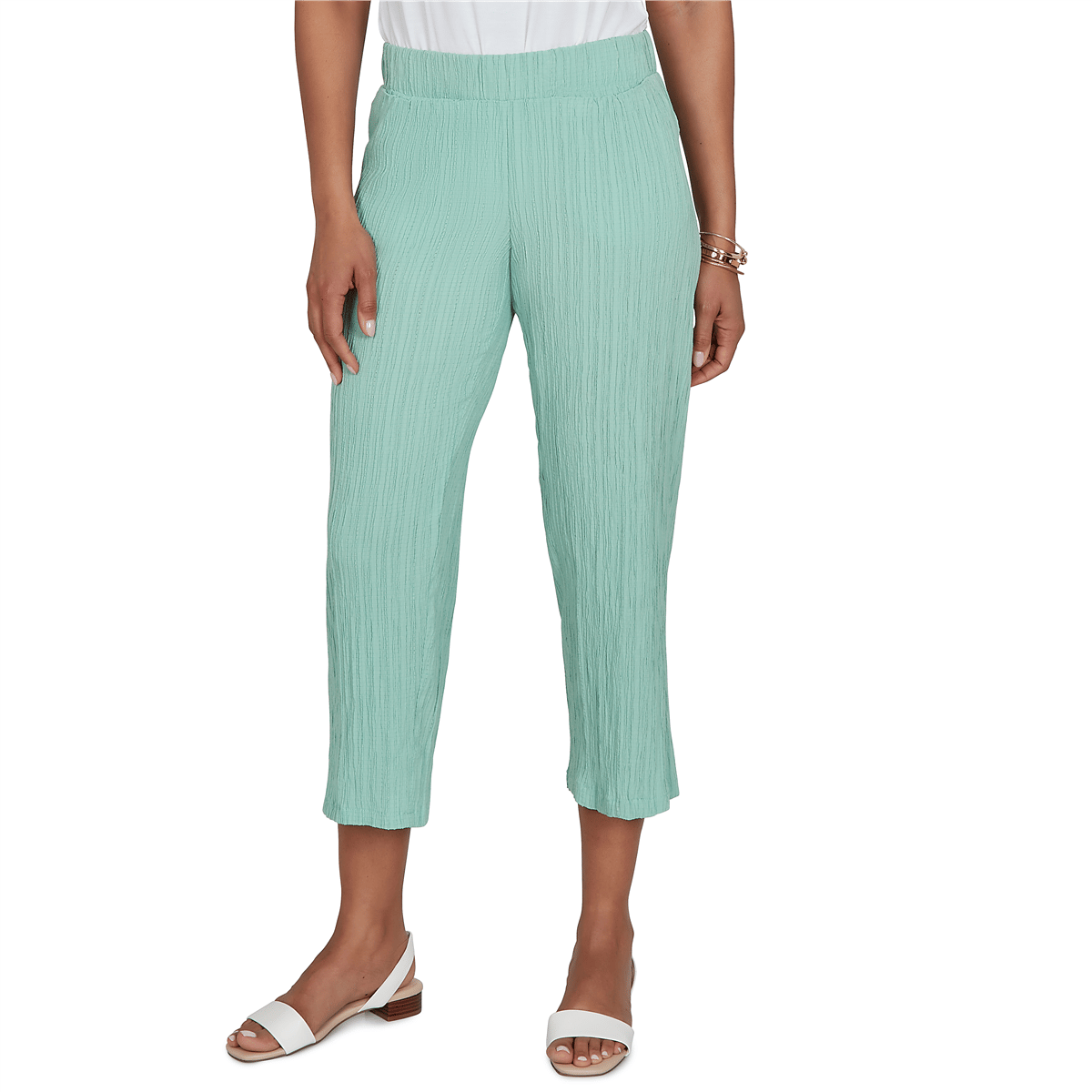 Click here for Petite Emaline Verde Grove II Pull On Wide Leg Cap... prices