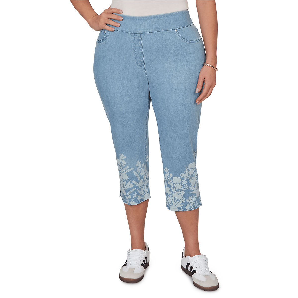Click here for Plus Size Ruby Rd. French Riviera Pull On Floral H... prices