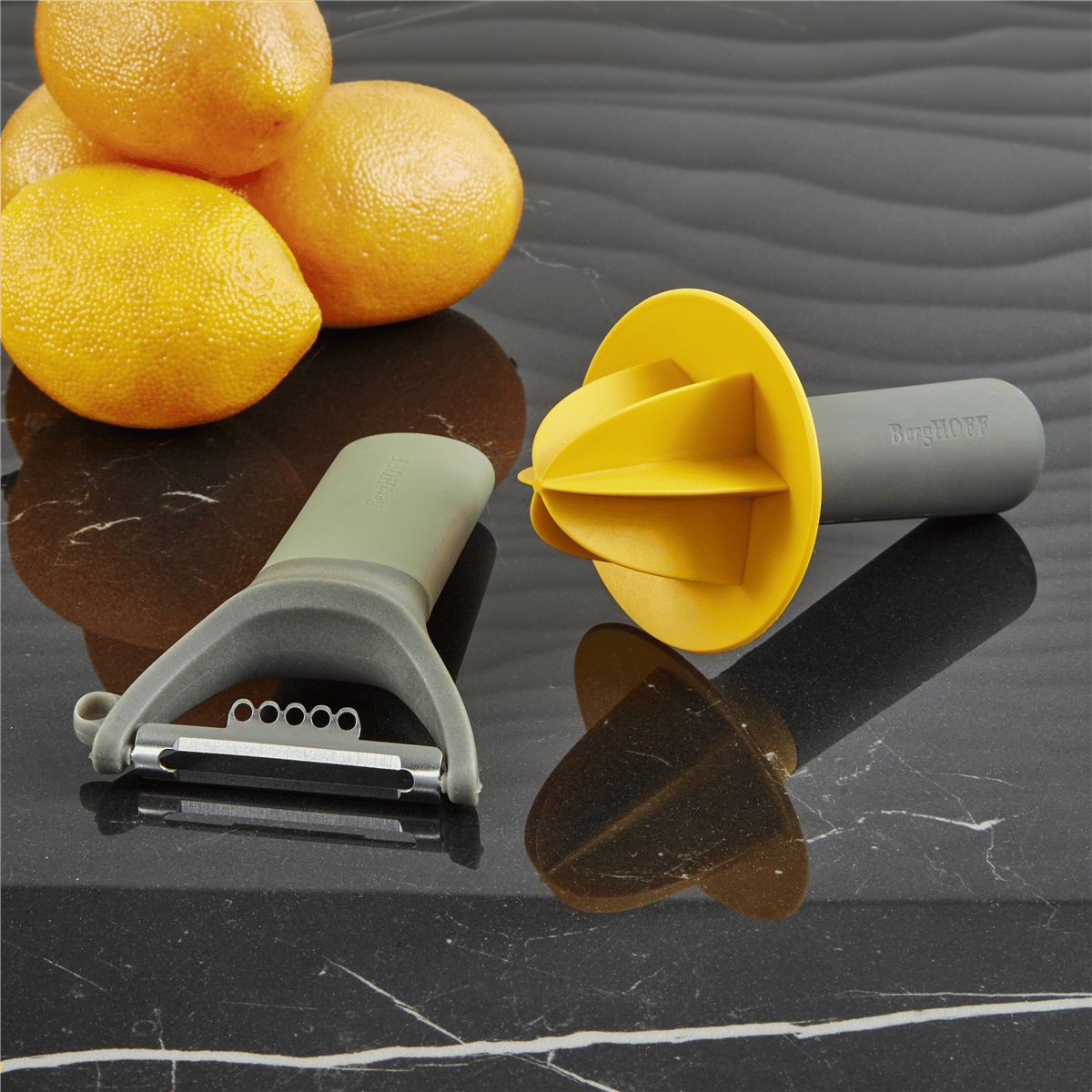 Click here for BergHOFF Leo Balance 2pc. Juicer Set prices
