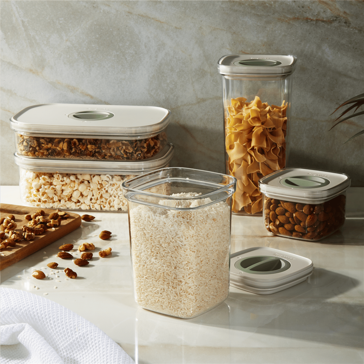 Click here for BergHOFF Leo 5pc. Smart Seal Food Container Set prices
