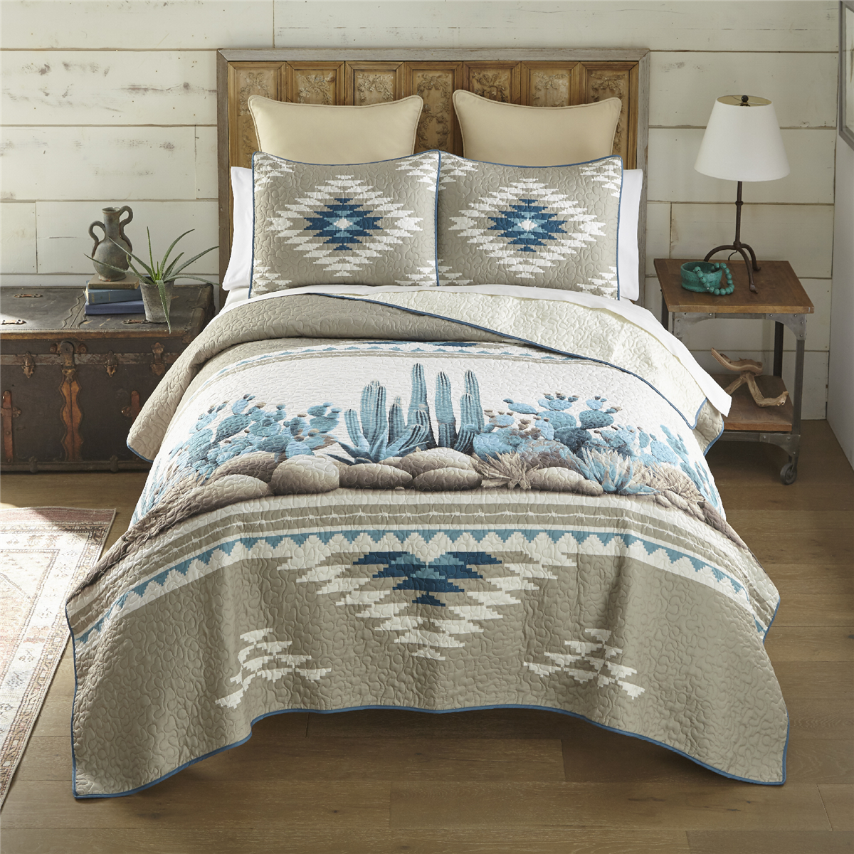 Click here for Donna Sharp Cacti Quilt Set prices