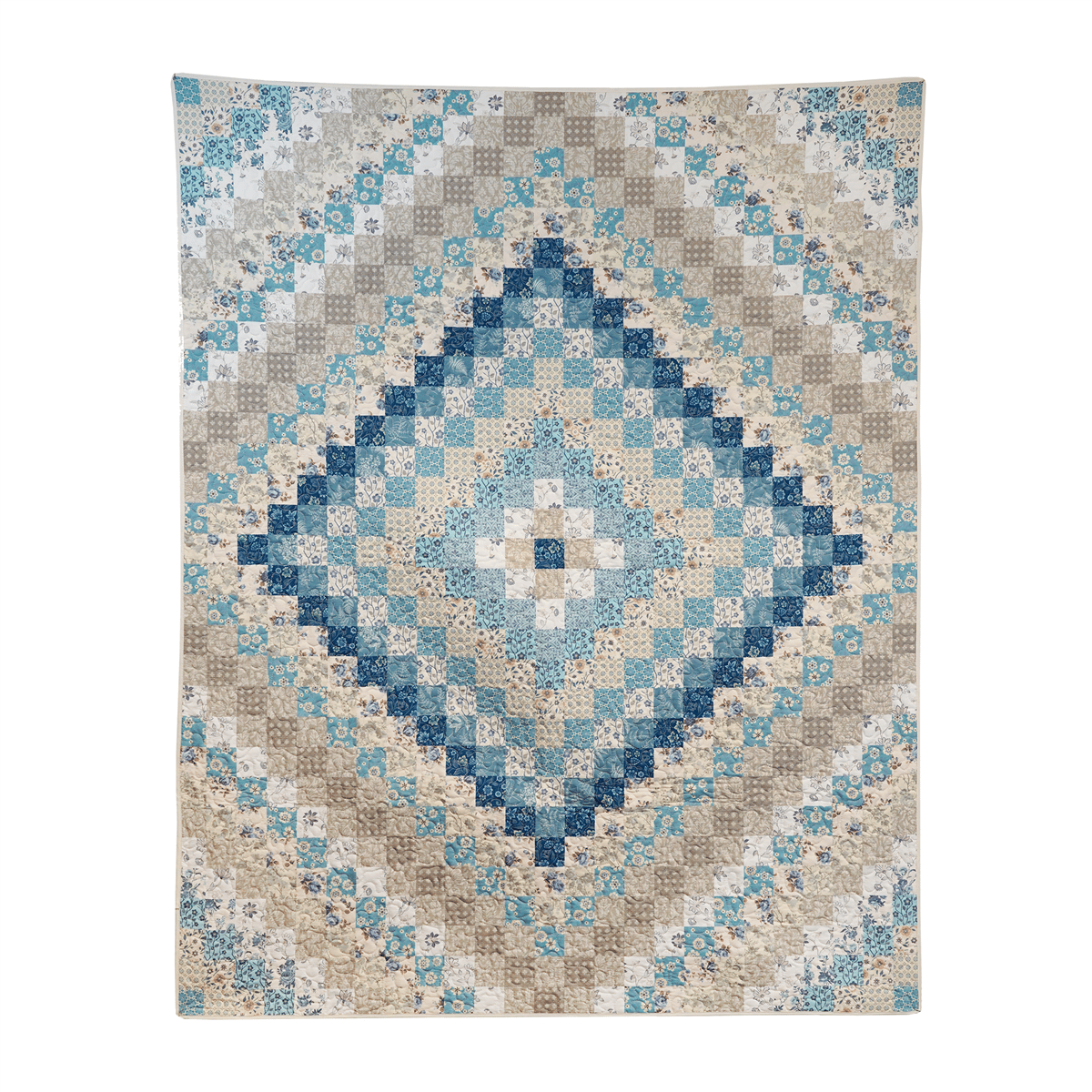 Click here for Donna Sharp Blue Diamond Quilted Throw Blanket prices
